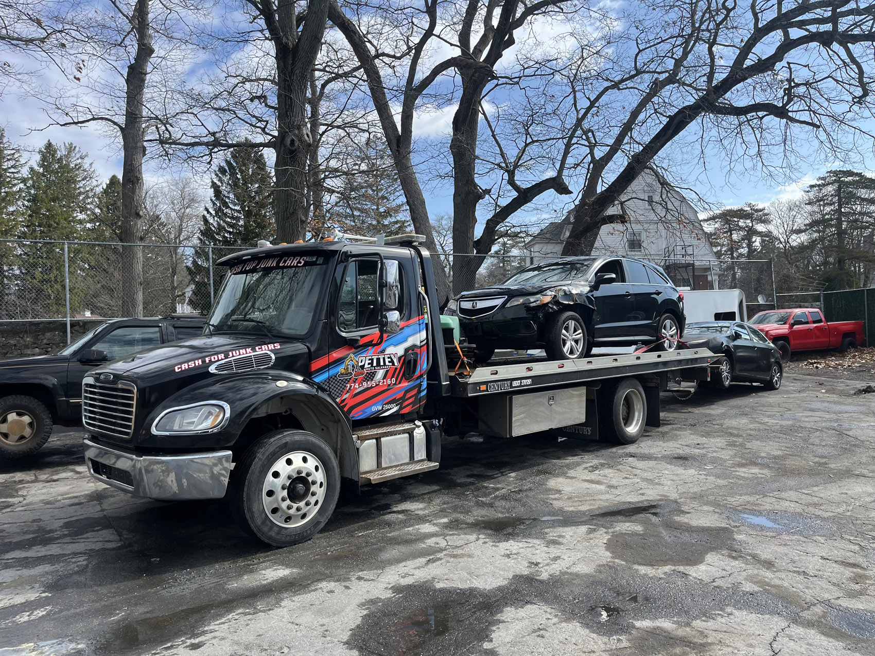 Cash for Junk Cars Southcoast MA | Free Towing | Pettey Auto Salvage
